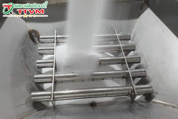 Review nam châm lưới TTVM đang "làm mưa làm bão" từ A-Z