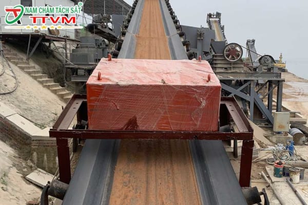 Làm nam châm THEO YÊU CẦU Nhanh chóng, Chính xác tại T&T